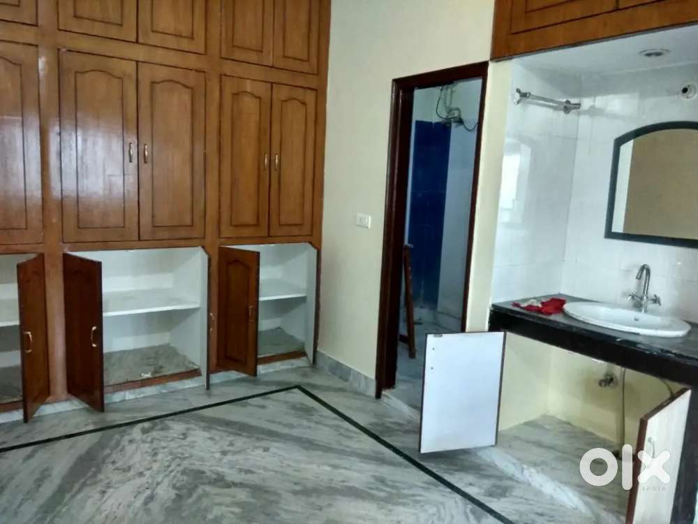 One room set - For Rent: Houses & Apartments - 1810685250
