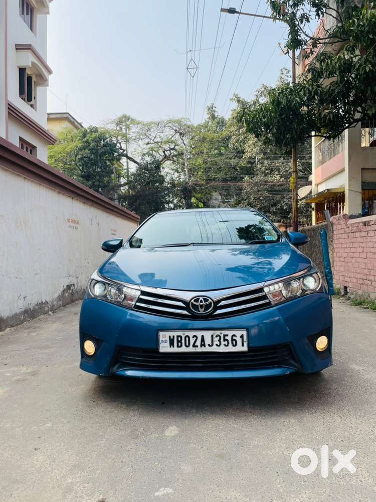 Toyota Corolla Altis 2016 Petrol Well Maintained - Cars - 1799902640