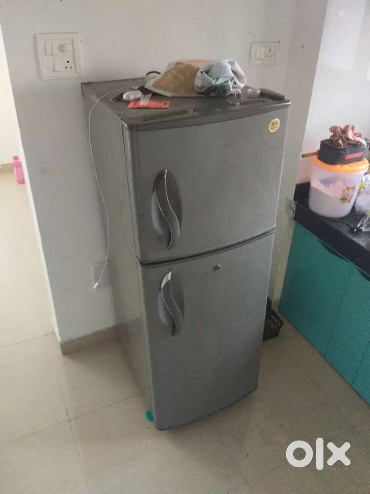 Second hand refrigrator - Fridges - 1801188559