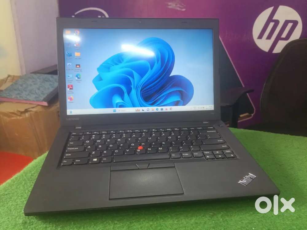 Lenovo ThinkPad T460 i7 Processor 8gb RAMs 256gb SSD 14 inches Gud ...