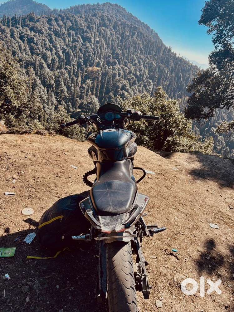 Ns 200 black colour with front new tyre and battery . - Motorcycles ...