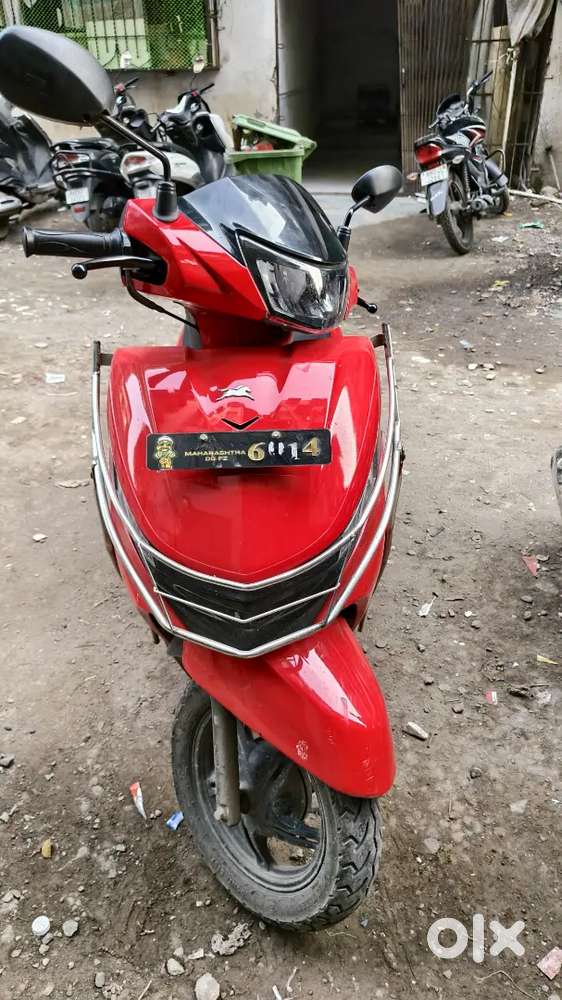 Jupiter red cherry colour - Scooters - 1826563761