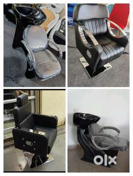 Second hand shampoo chair in olx store
