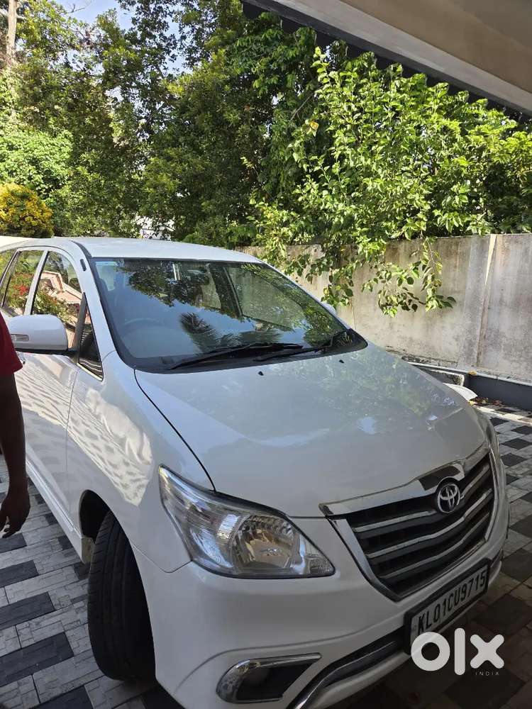 Toyota Innova 2012 Diesel 194000 Km Driven - Cars - 1813797746