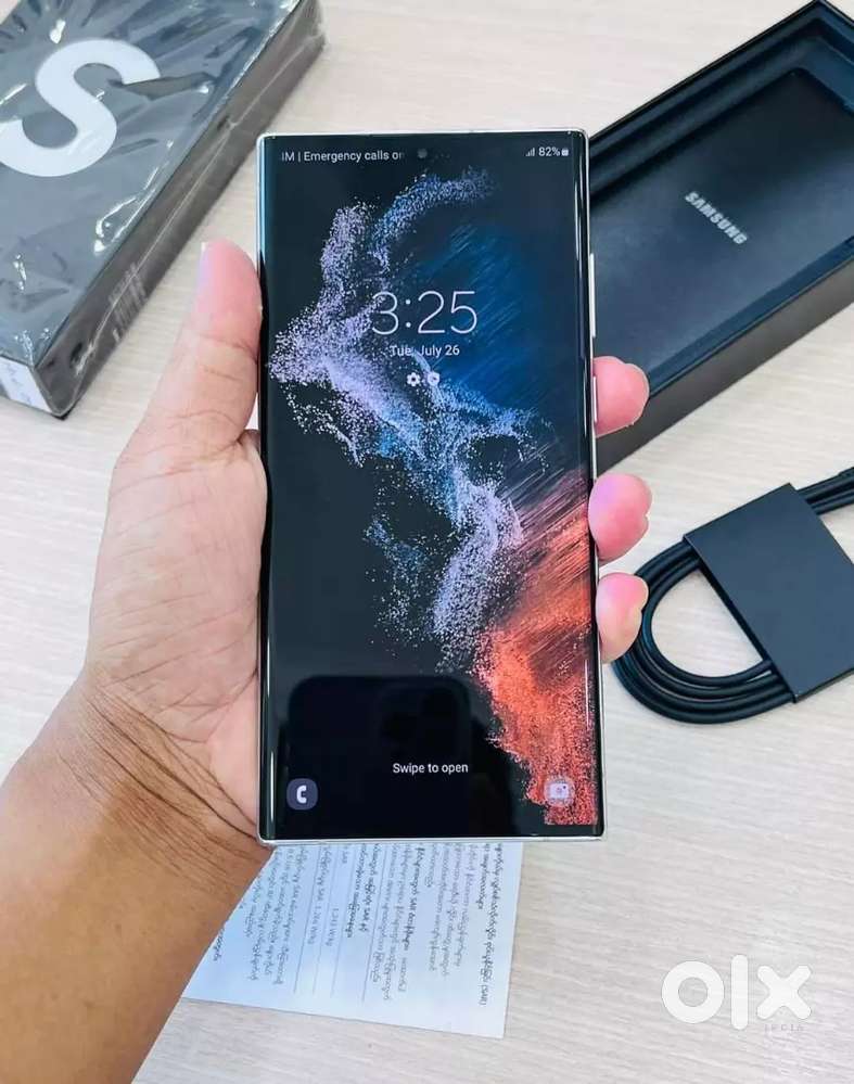 Samsung galaxy (S22 ULTRA 12GB 256GB)5G with AI box data cable availab ...