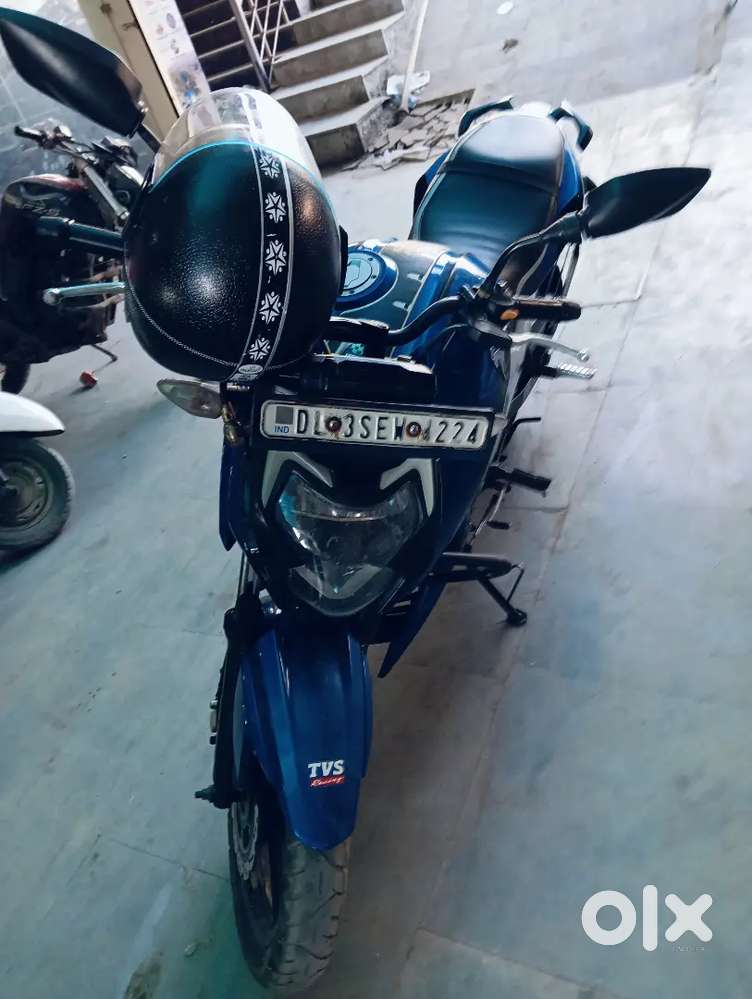 TVS Apache 4V 160cc showroom condition - Motorcycles - 1803256954