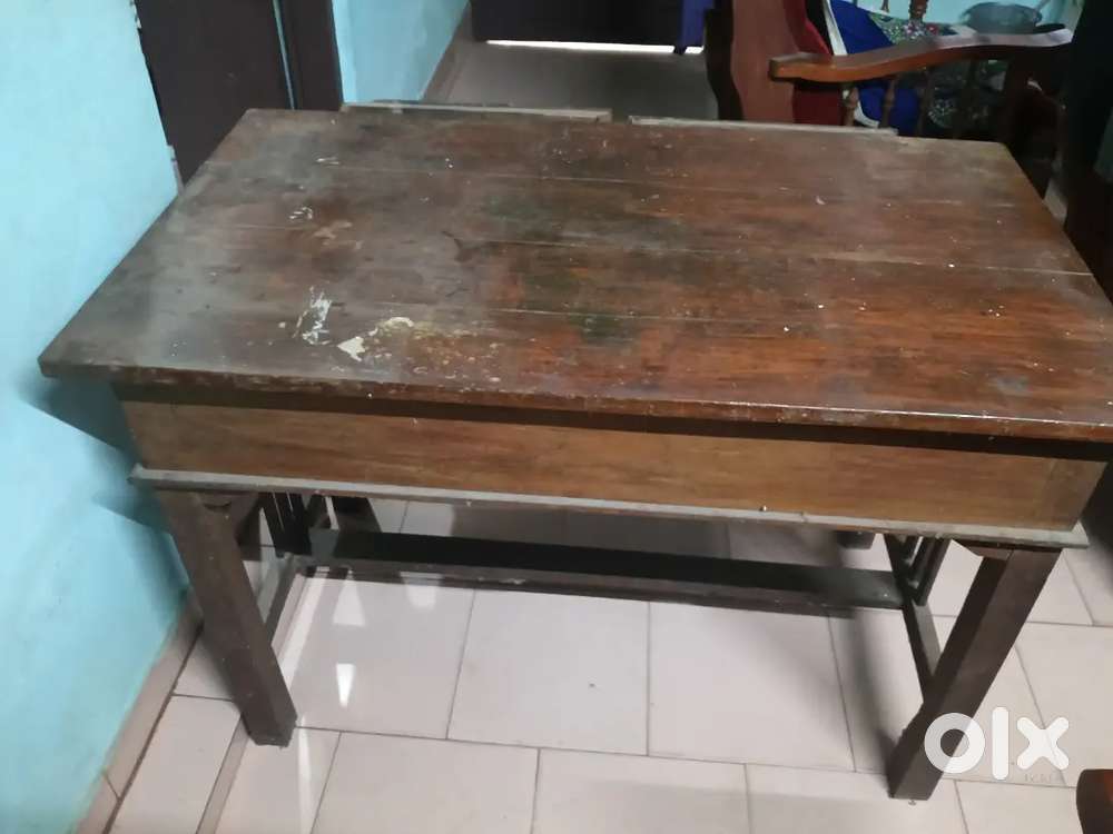 Table with drow - Other Household Items - 1820434752