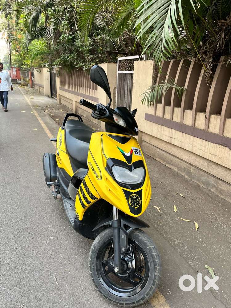 in good condition no work 2021 ending model - Scooters - 1809980524