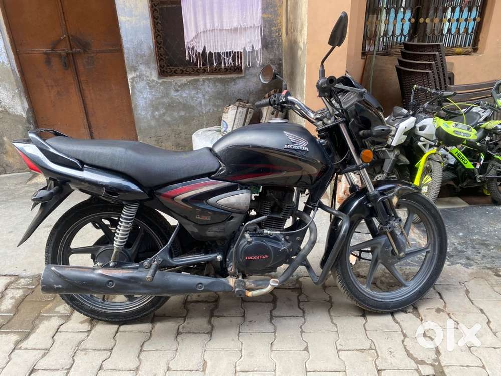 Honda shine - Motorcycles in Sanjay Nagar, Ghaziabad - 1830525679