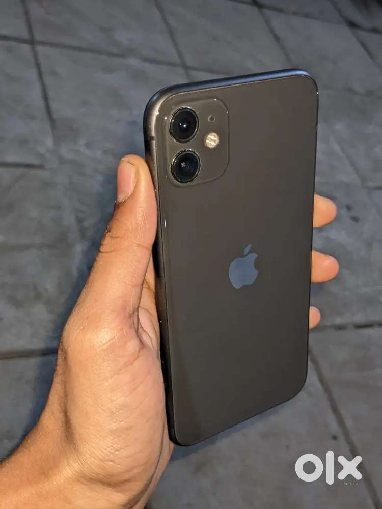 iPhone 11 (superb condition) - Mobile Phones - 1800078776
