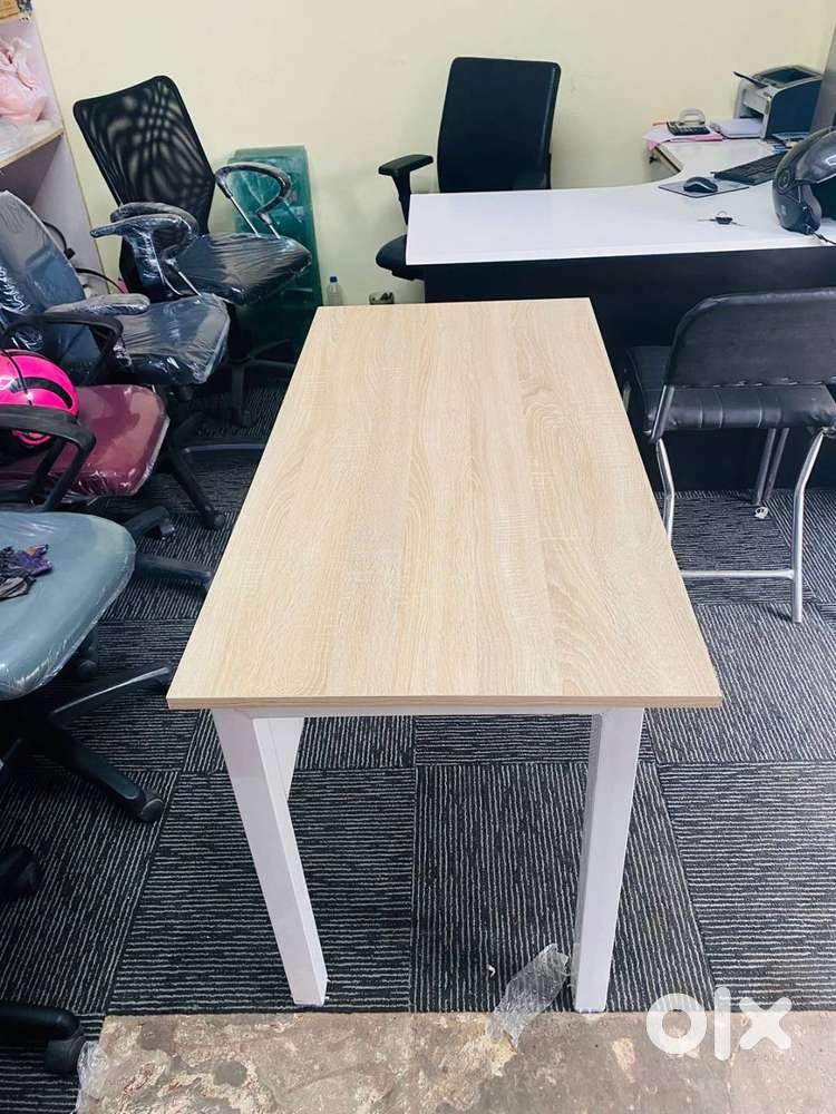 BRAND NEW MODULAR 2X4 FT STUDY TABLE WITH METAL LEGS POWDER COATED ...