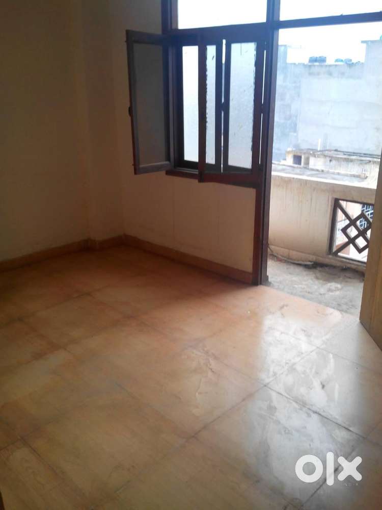 Fully Furnished 2 bhk, Near Ramphal Chowk, Sector-7 Dwarka - For Rent ...