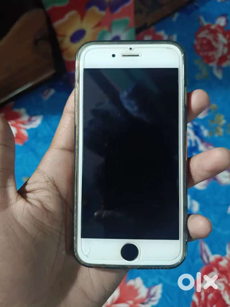 iPhone 6 battery health 85 - Mobile Phones - 1827374890