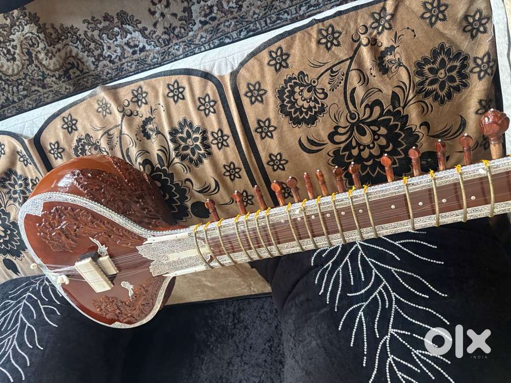 Vintage Sitar with Flight Case - Musical Instruments - 1805276069