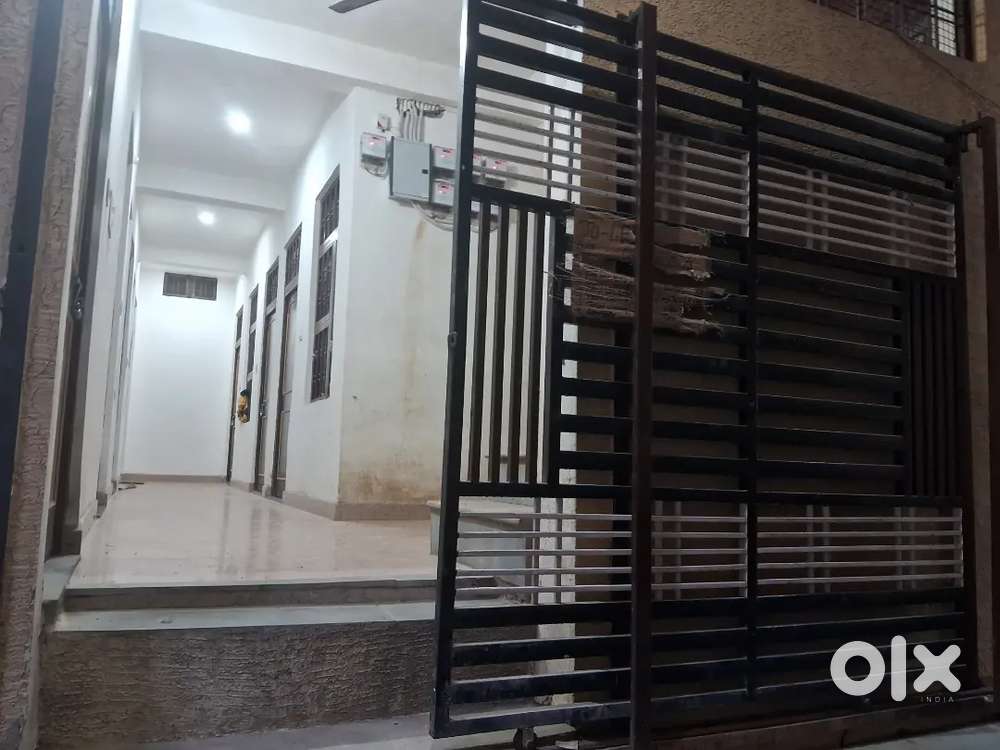 Newly built fully furnished rooms in Hostel 4000/month rent / lease ...