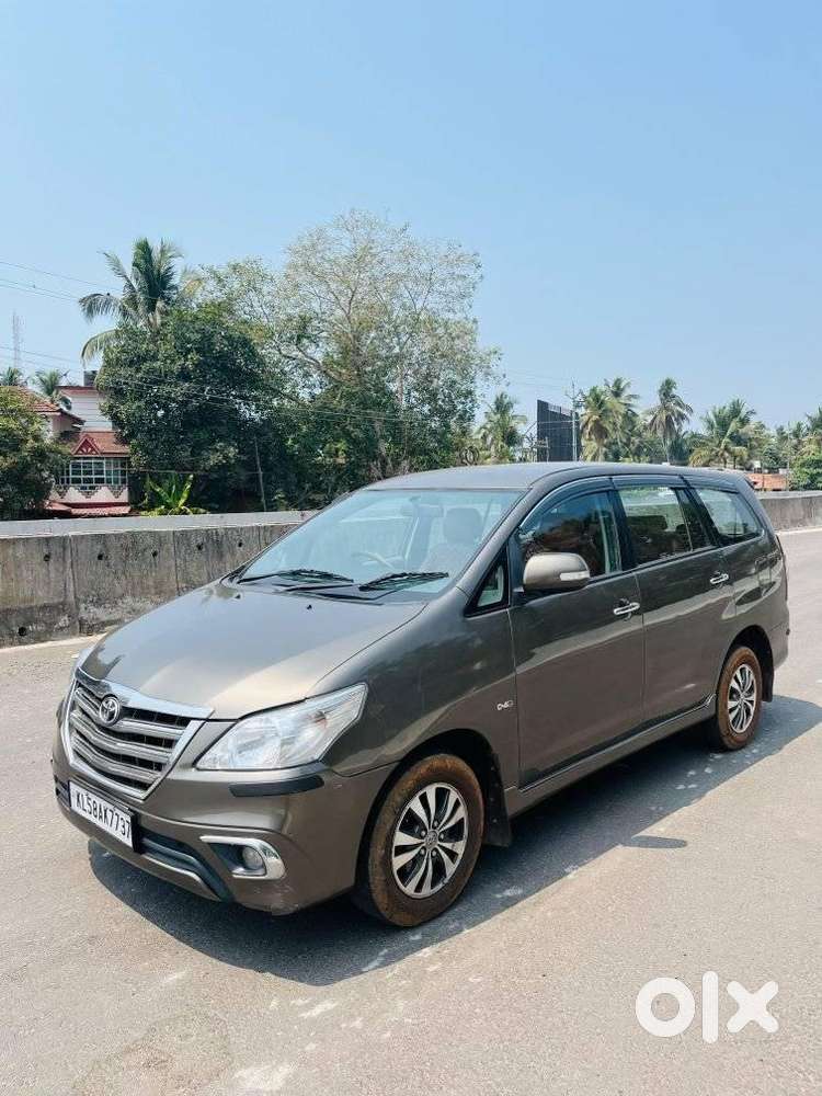 Toyota Innova 2.5 V 7 STR, 2015, Diesel - Cars - 1799620794