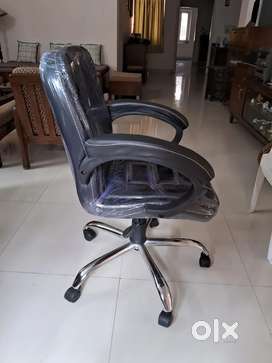 Old office chair olx store