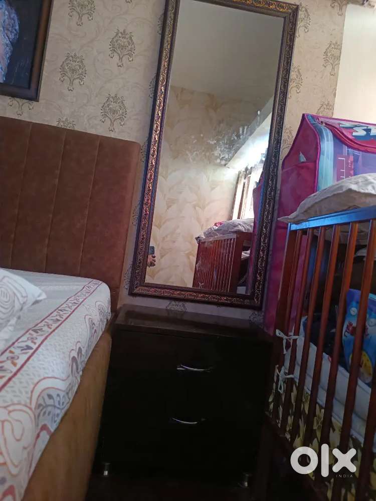 Dressing table wooden - Other Household Items - 1808867577