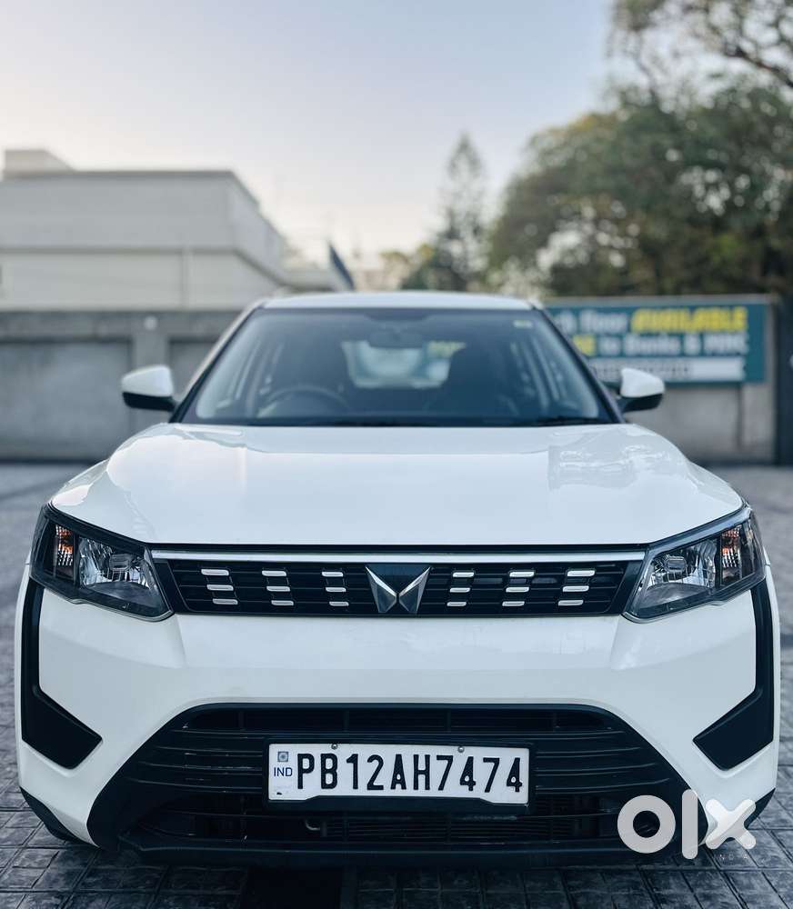 Mahindra XUV300 W6 Diesel, 2022, Diesel - Cars - 1813520515