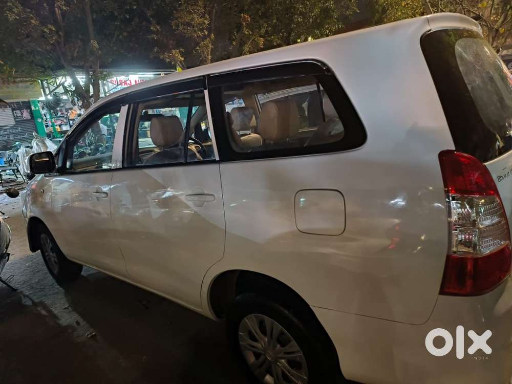 Toyota Innova 2013 Diesel 133000 Km Driven - Cars - 1801182025