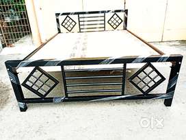 Iron Bed Buy Sell Used Beds Wardrobes in India OLX