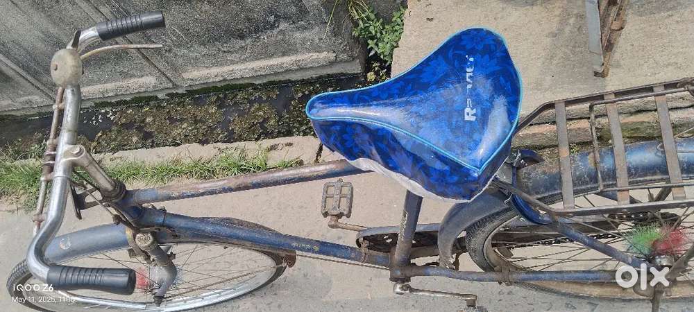 Bangla cycle in good condition urgent selling - Bicycles - 1806641287