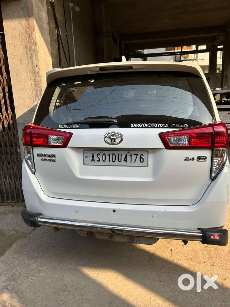 Toyota Innova Crysta 2.4 G Plus MT 8 STR, 2018, Diesel - Cars - 1795919439