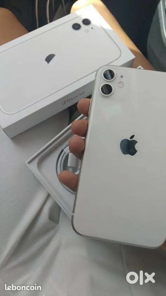 Offer I phone 11 white refurbished 256 gb with bill or cod - Mobile ...