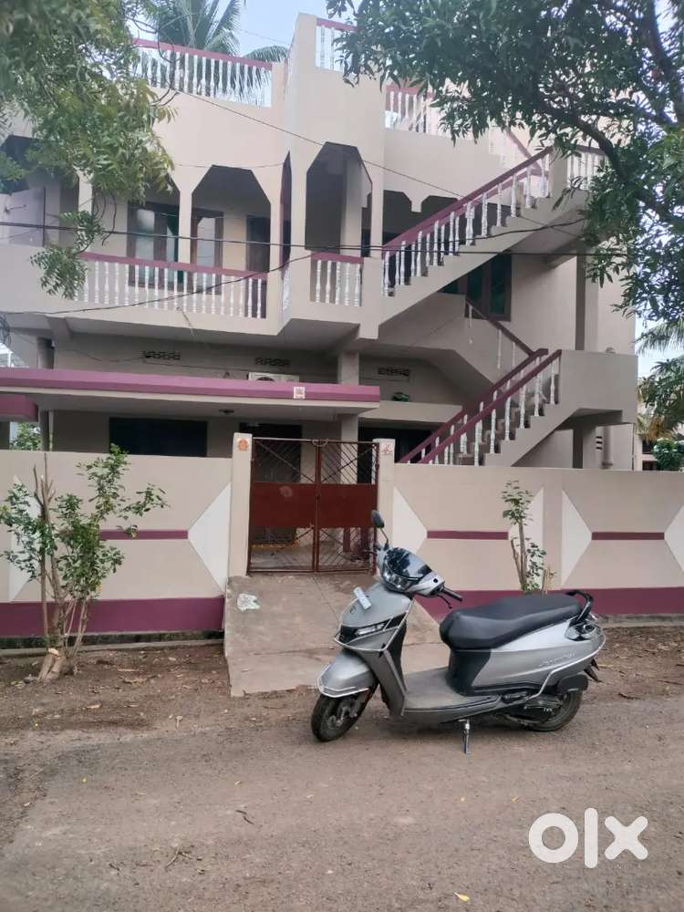 Independent House With 300 Yards Land For Sale Houses And Apartments