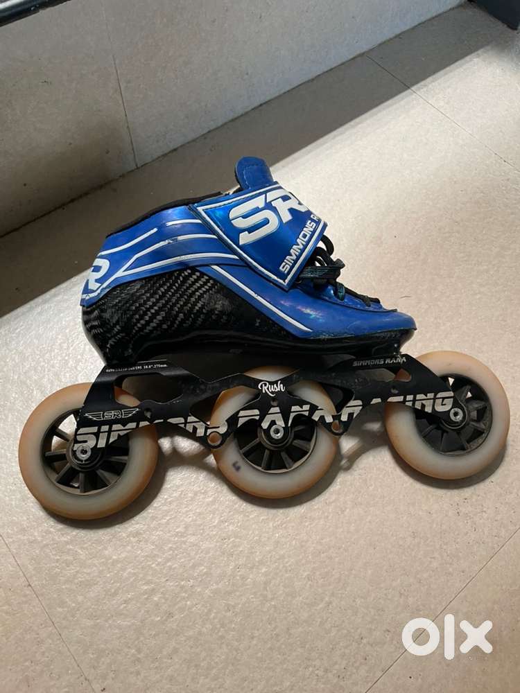 Inline Skating Shoes - size 7 - Sports Equipment - 1819470845