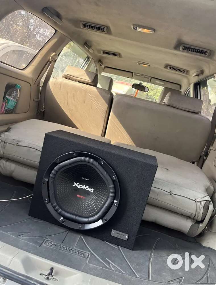 Sony 12 woofer super 1800 watts Auto