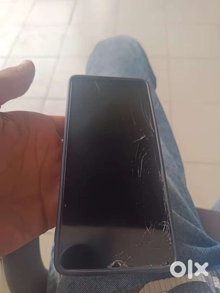 Exchange with iphone( folder tuta hua h ) - Mobile Phones - 1826162986