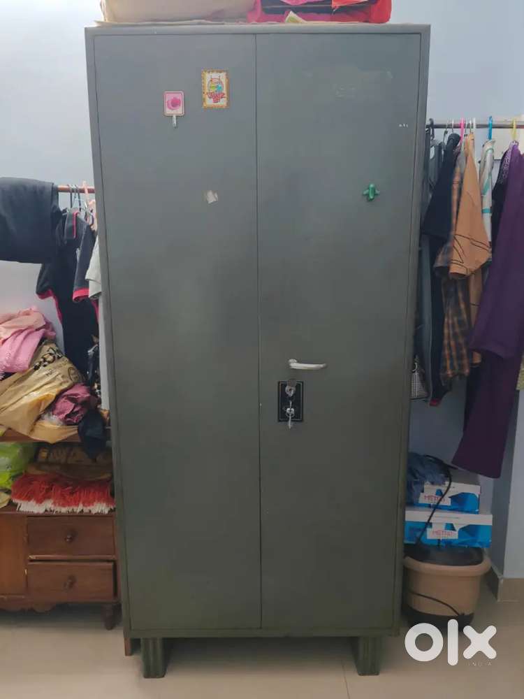 Steel Almirah , Clothes Rack and Rocking Chair - Beds & Wardrobes ...