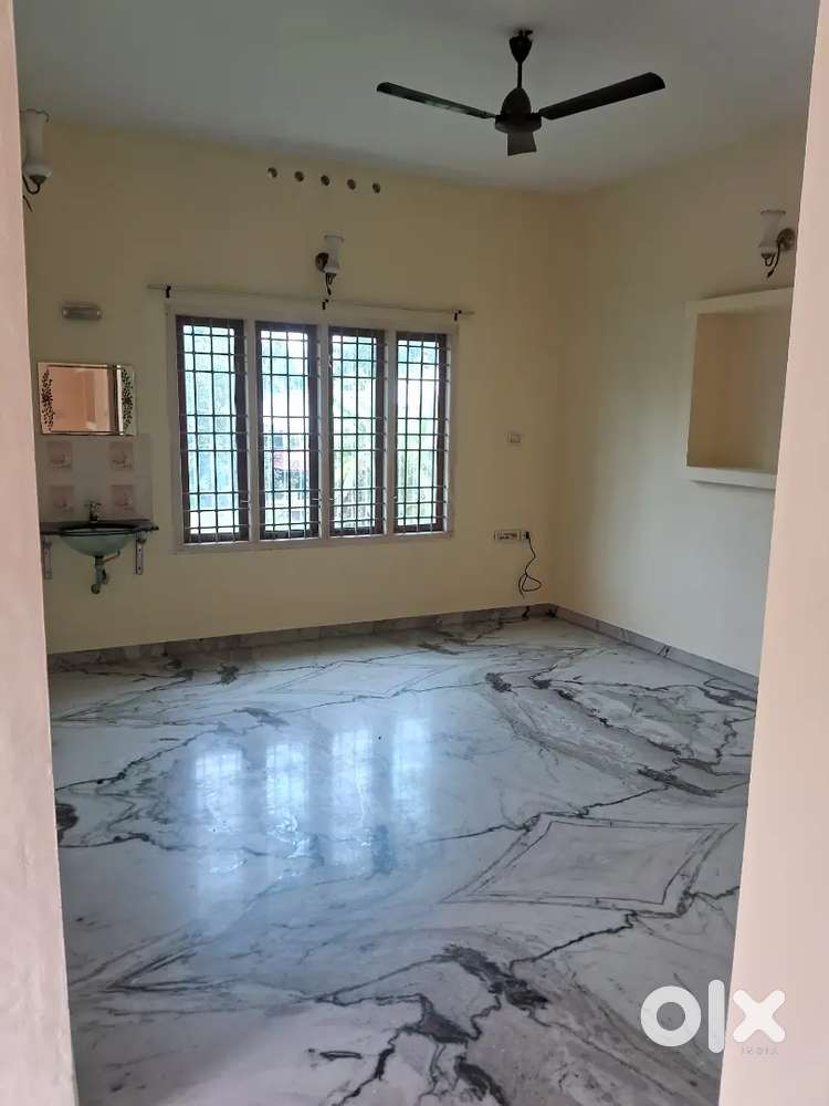2 bhk House 1st floor for rent palarivattom - For Rent: Houses ...