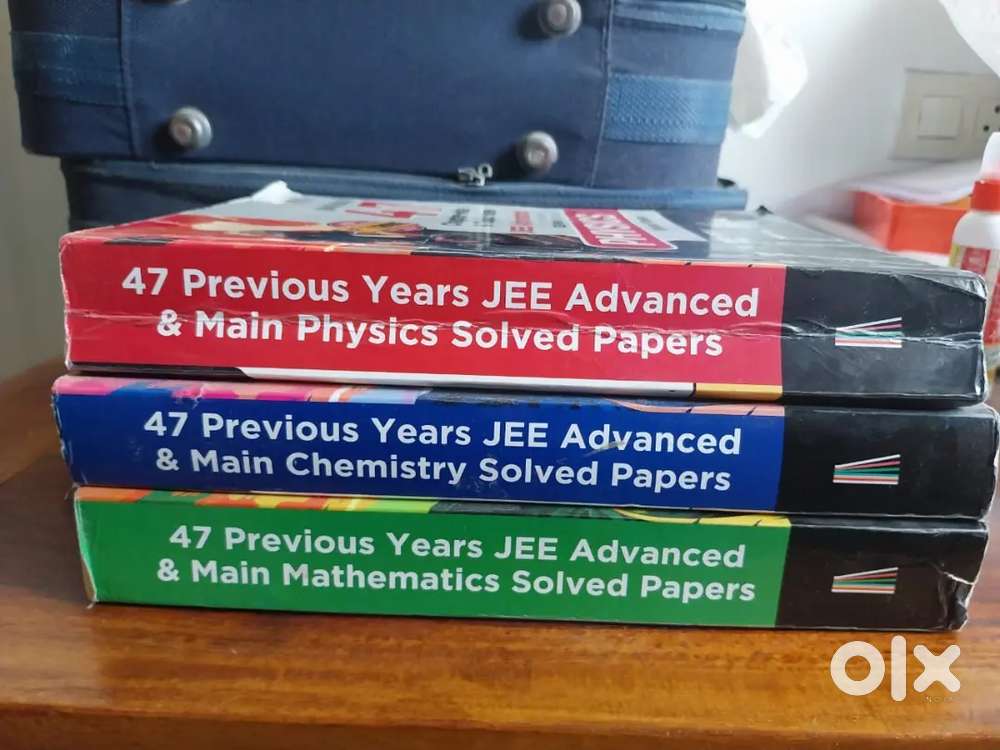 JEE MAIN+ADVANCED PYQ BOOKS(47YRS-1978-2024) - Books - 1810702787
