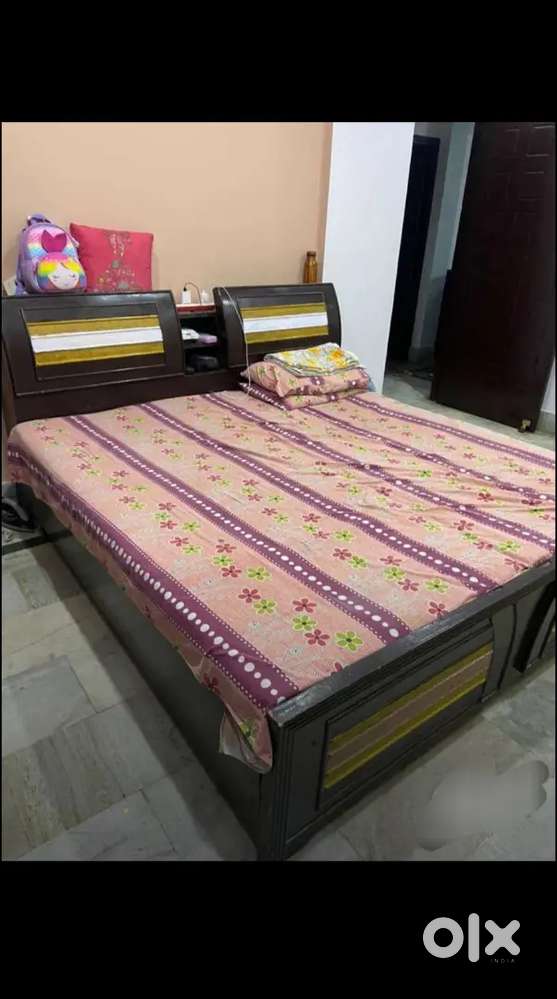 Double Bed With Mattress - Buy & Sell Used Beds & Wardrobes in India | OLX