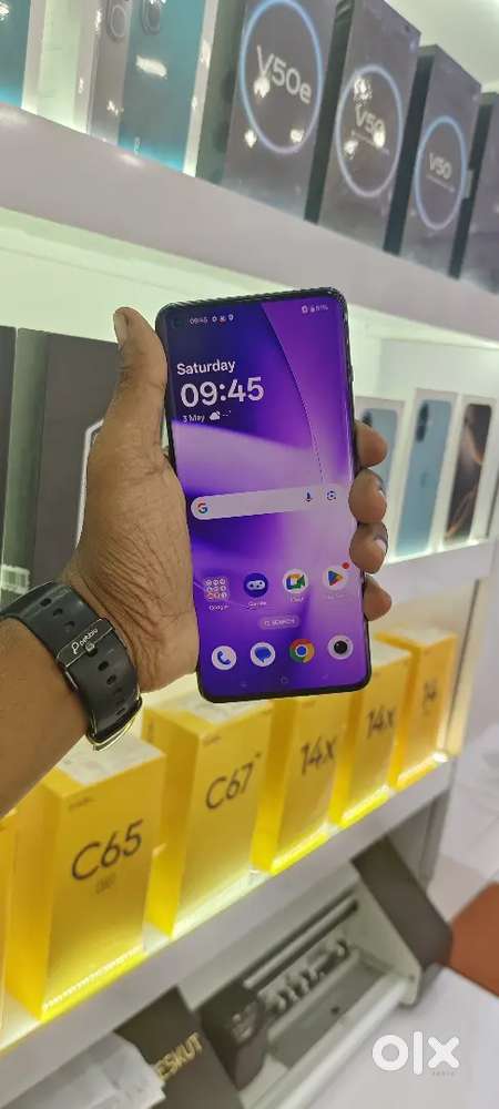 ONE PLUS 11 16/256GB FULL BOX AVAILABLE INCLUDING CHARGER SILKY BLACK ...