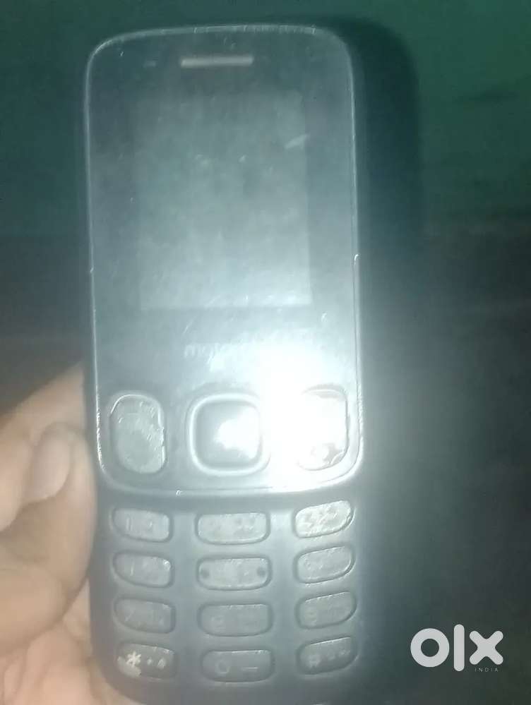 Motorola keypad phone - Mobile Phones - 1809790587