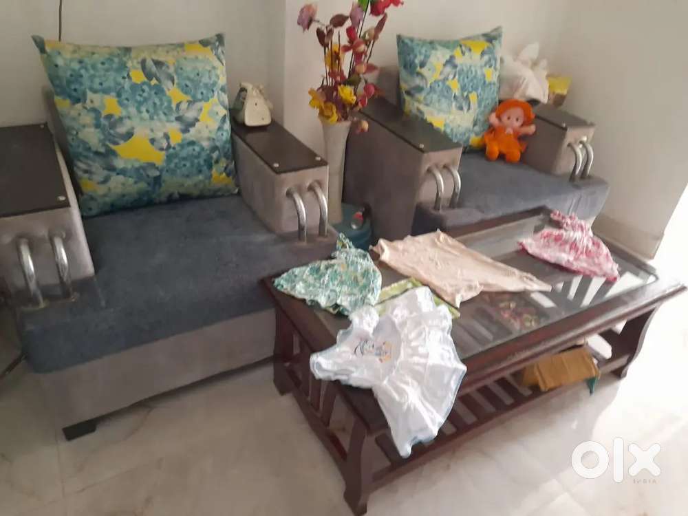 URGENT Buy Sell Used Furniture in Delhi OLX
