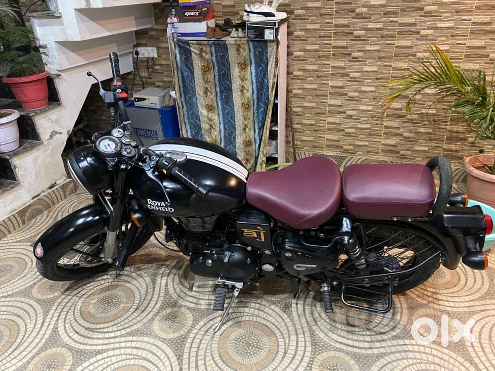 Mint condition bullet classic 500CC - Motorcycles - 1819756129