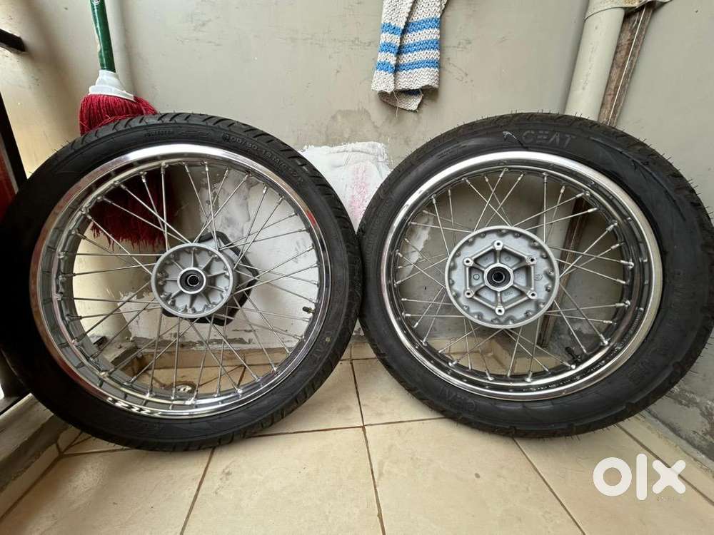 2024 Royal Enfield Classic/Bullet 350 spoke wheels & tyres dual disk ...