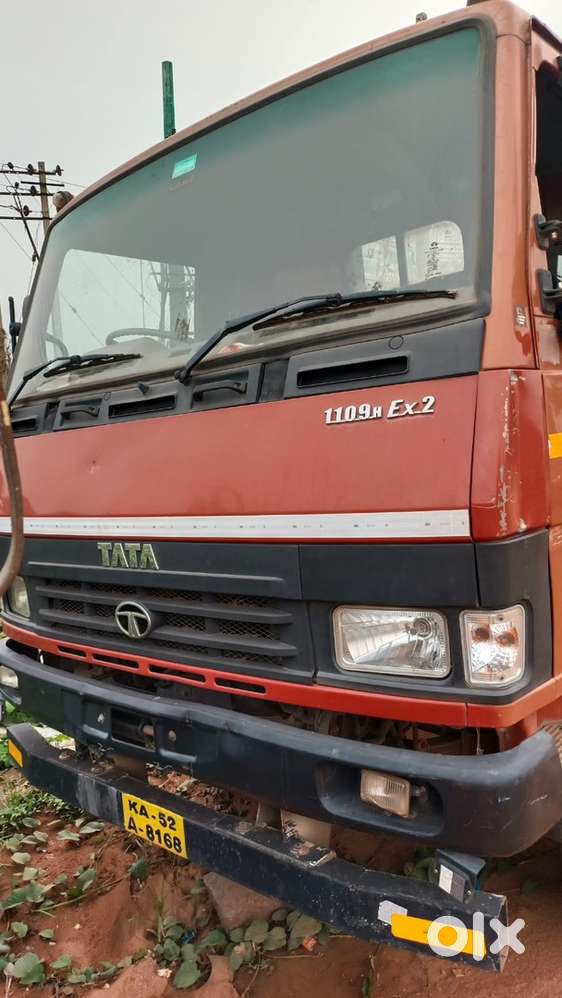 Tata 1109 , very good condition, running, body good condition ...