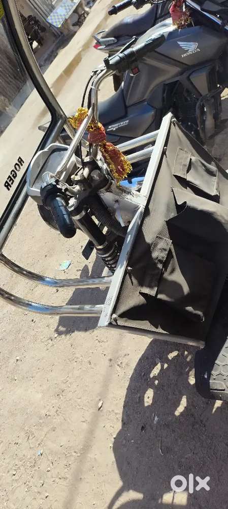 E rixa for sell - Commercial & Other Vehicles - 1801665862