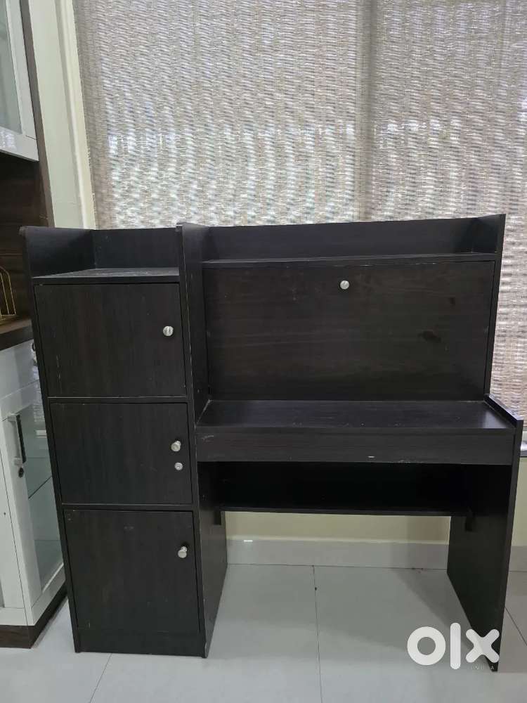 Study Table/Office Table/Workstation/Table With Storage - Other ...