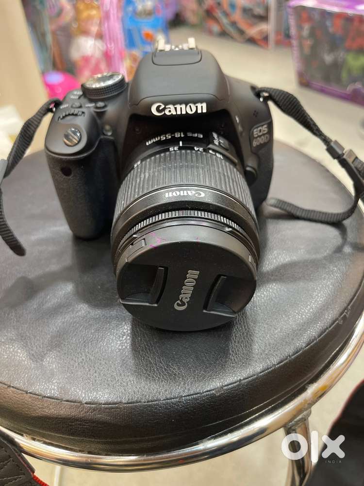 Cannon camera - Cameras & Lenses - 1807696753