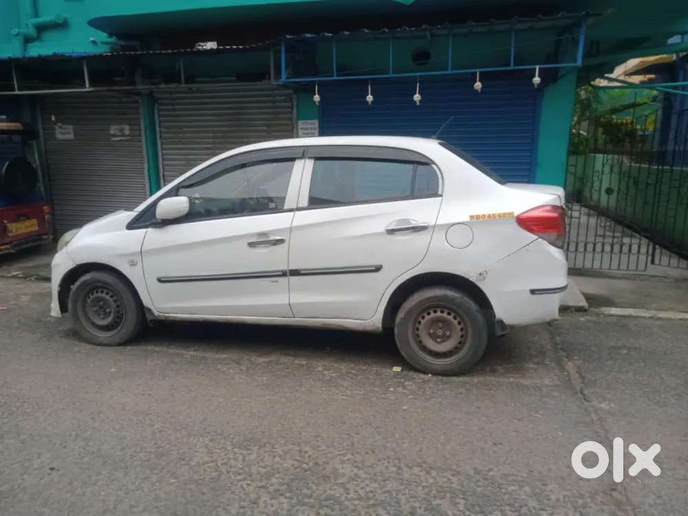 Honda Amaze 2nd Gen 2015 Diesel 123000 Km Driven - Cars - 1817952784