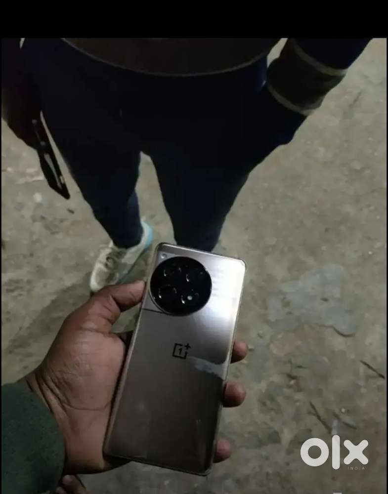 One plus 12r 8/256 - Mobile Phones - 1802787474