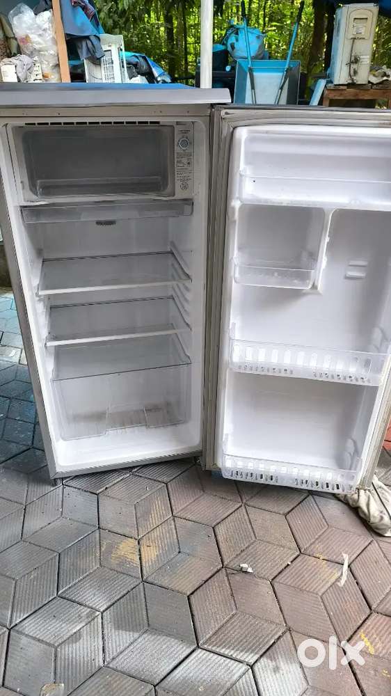 Single door fridge - Fridges - 1807437170