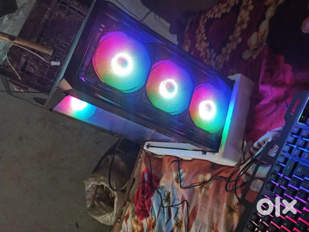 AMD GAMING PC 8 DAYS OLD - Computers & Laptops - 1814539537