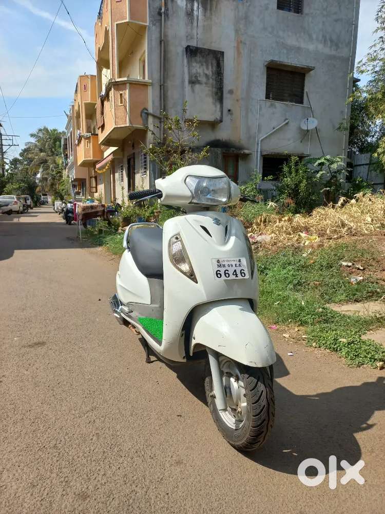 Access 2016 model - Scooters - 1815405656
